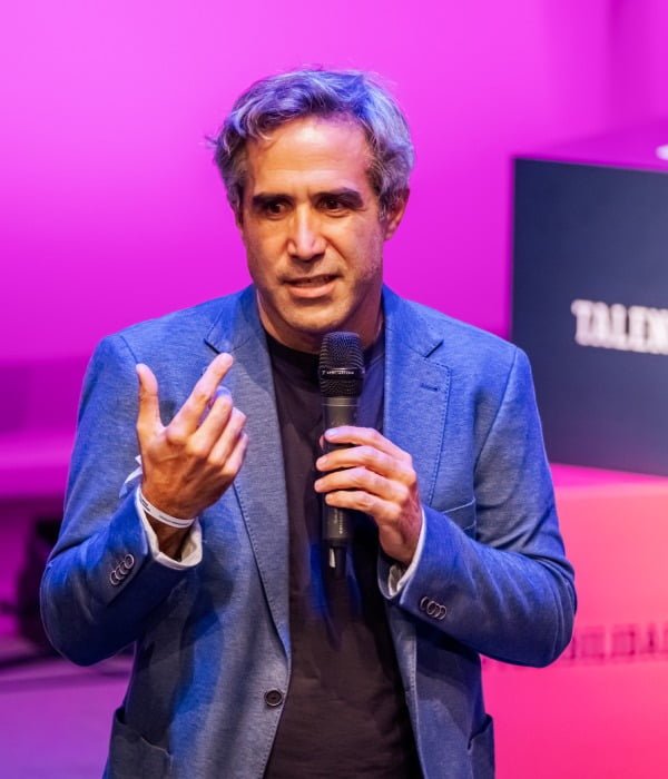 Entrevista a Ramón Romero: Cultura Colaborativa y Liderazgo Humanista